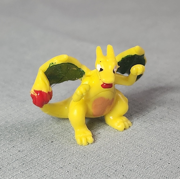 Pokemon | Toys | Pokemon 207 Mini Vinyl Rl W Gumball Miniature Size ...